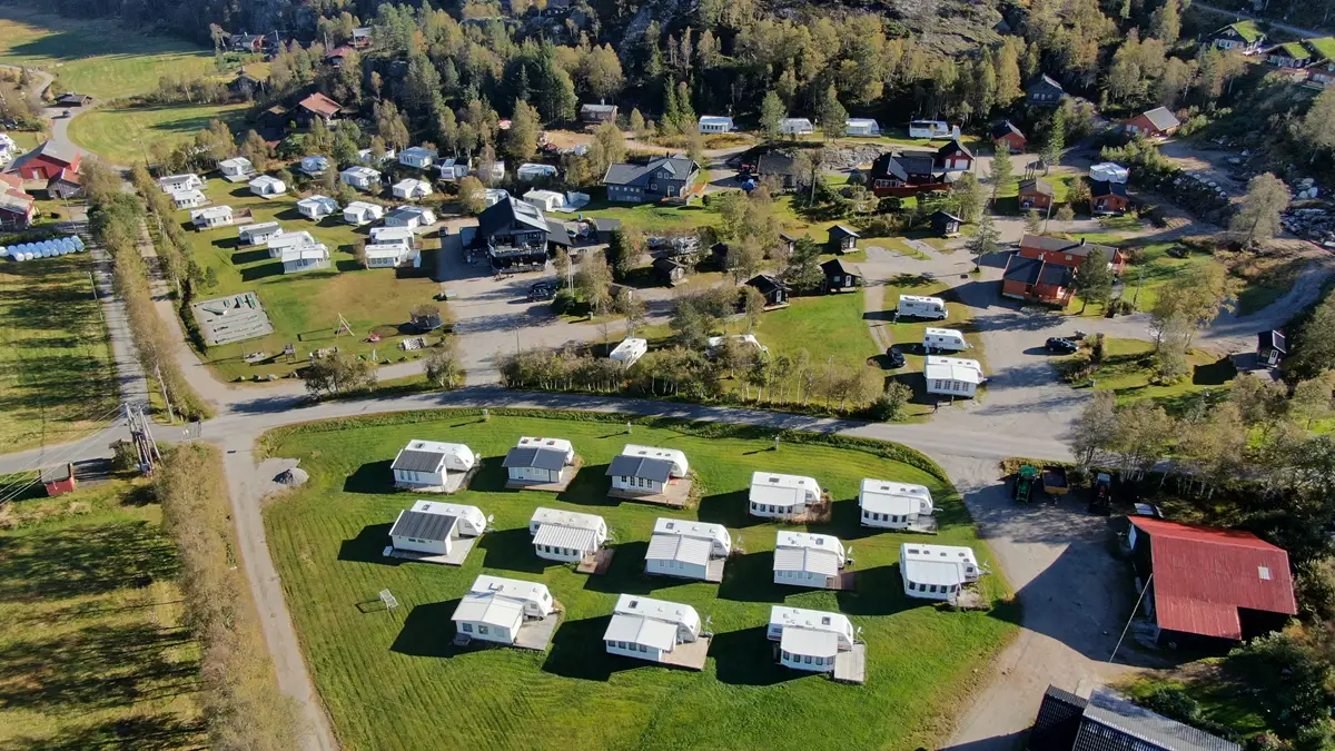Sommerstemning på Haugen - Bli kjent med Haugen Hytteutleie og camping